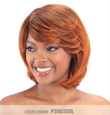 Halle Synthetic Hair Bestie Full Wig Model Model